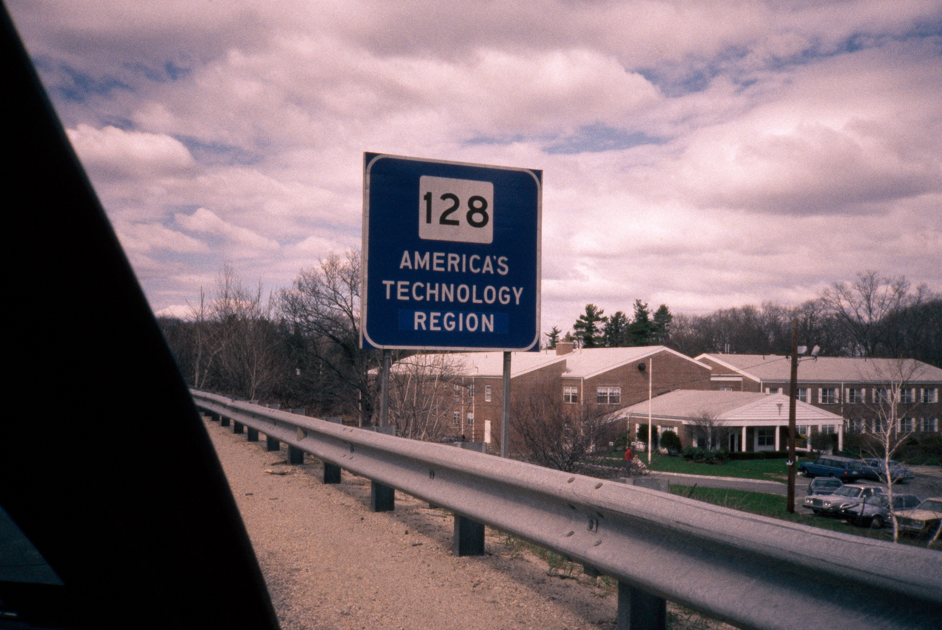 Massachusetts Route 128 : MIT Libraries