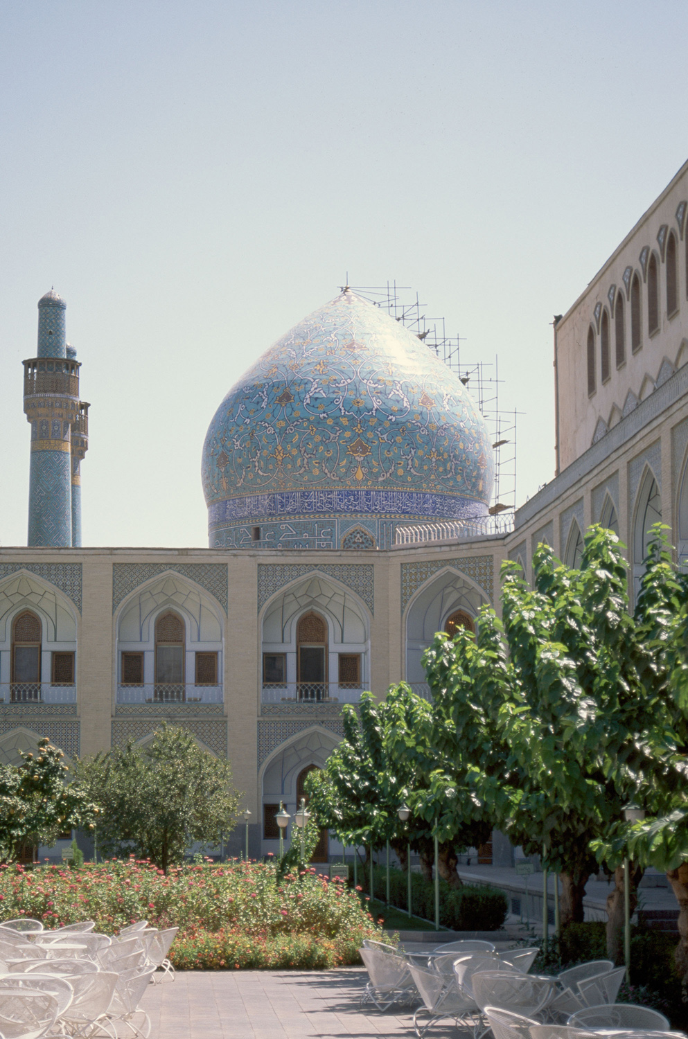 Madar-I-Shah Caravanserai
