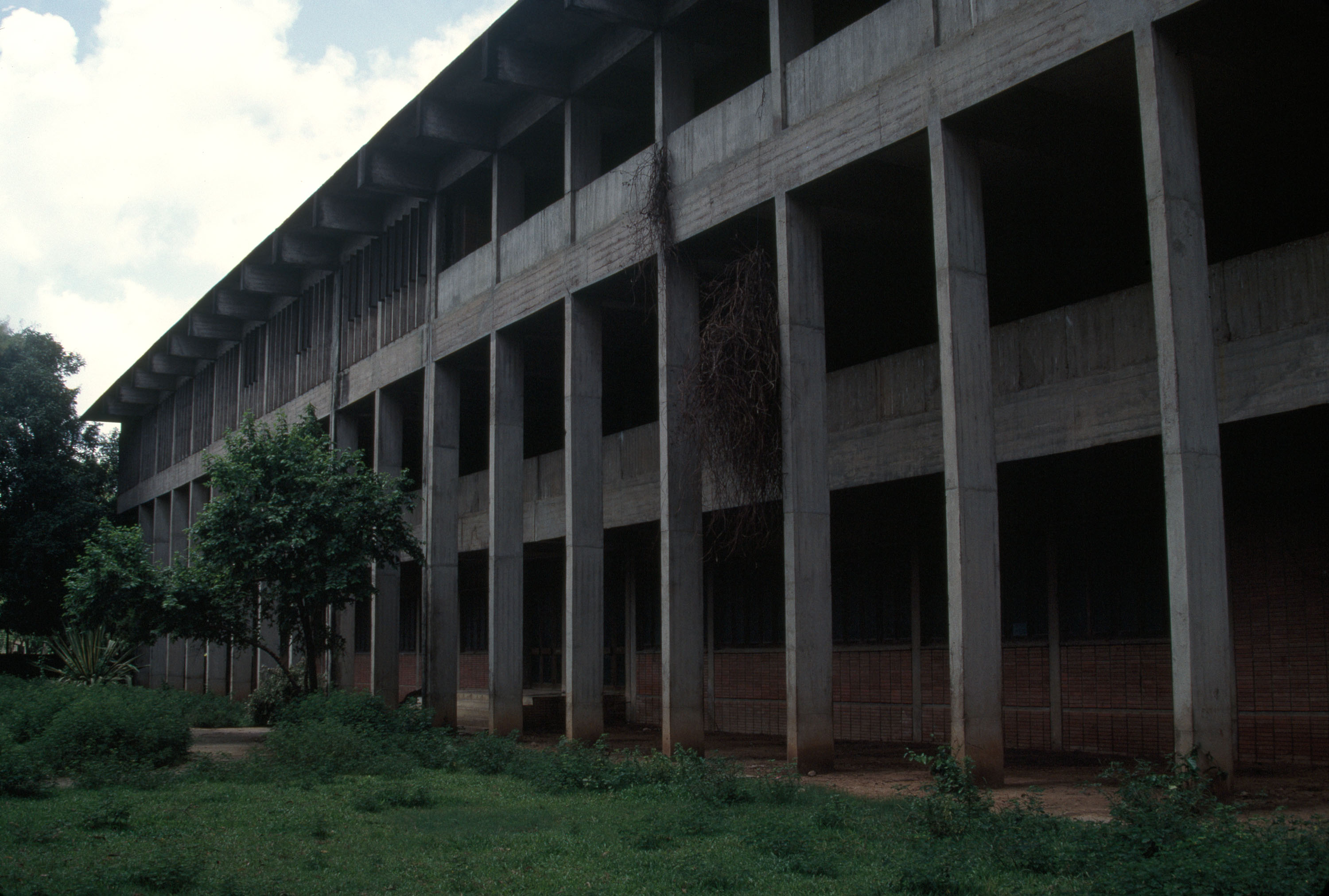 National Institute of Public Administration Building : MIT Libraries