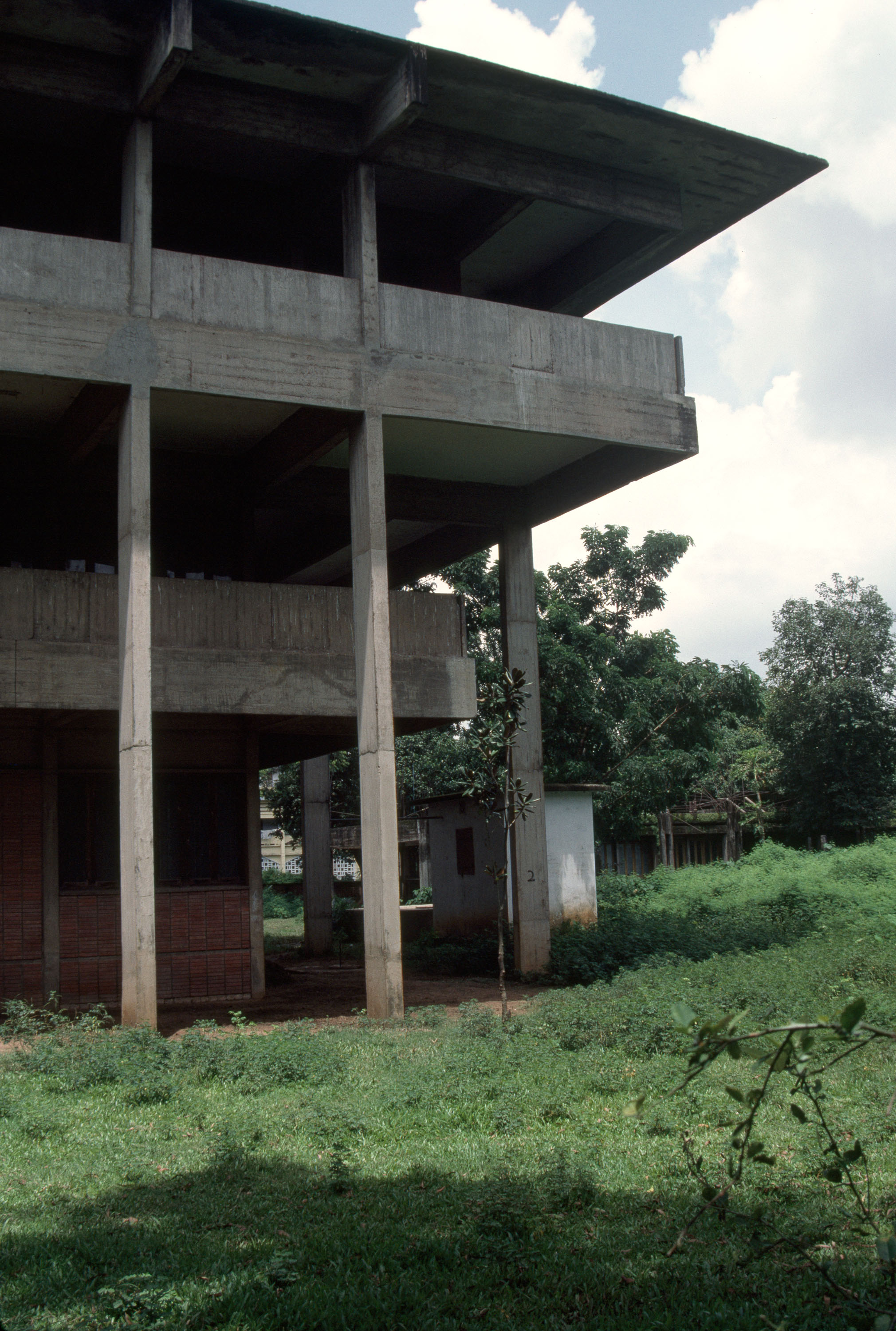 National Institute of Public Administration Building : MIT Libraries