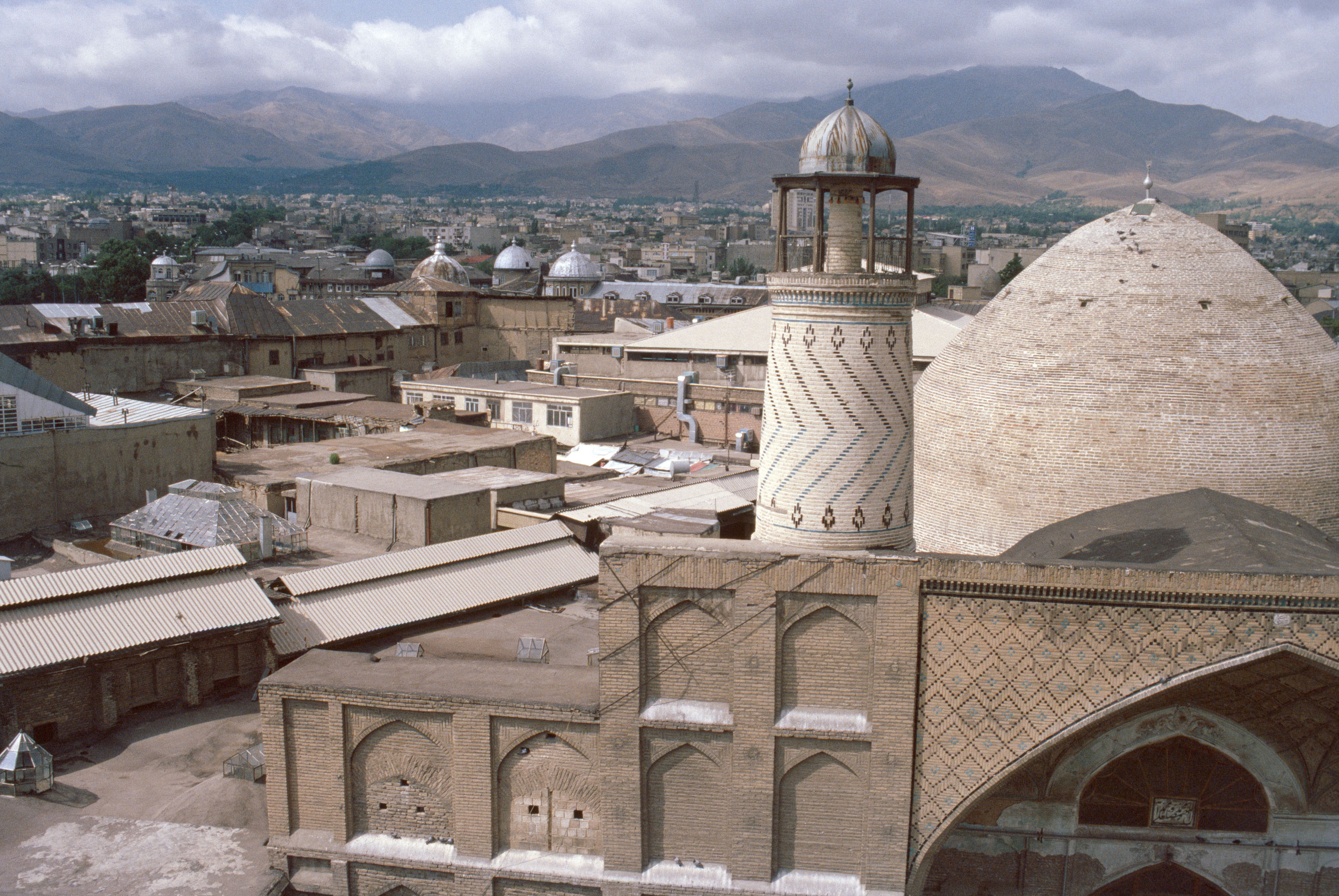 Friday Mosque of Hamadan : MIT Libraries